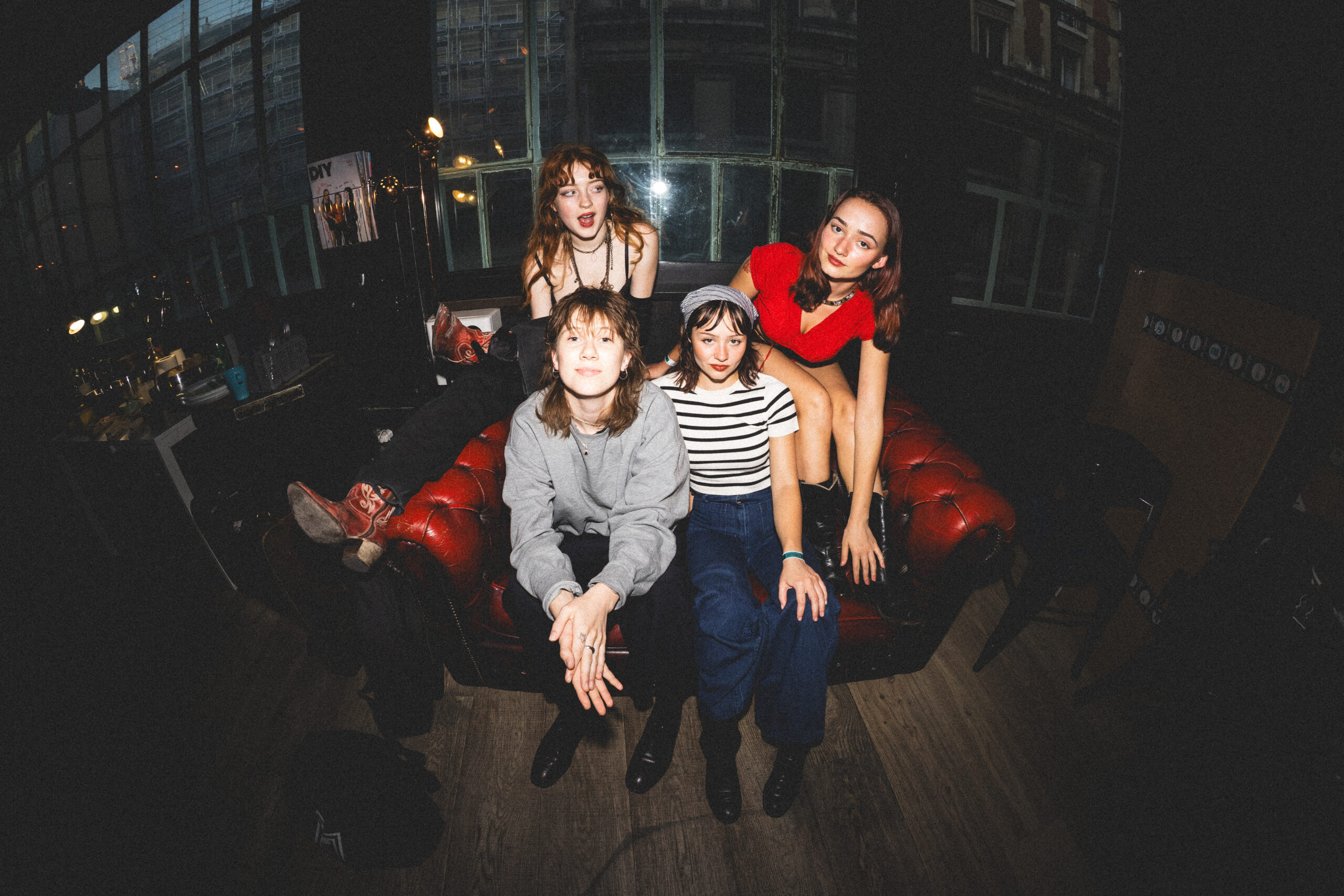 DIE SPITZ - Epic and outstanding high octane punk - Femme Metal Webzine