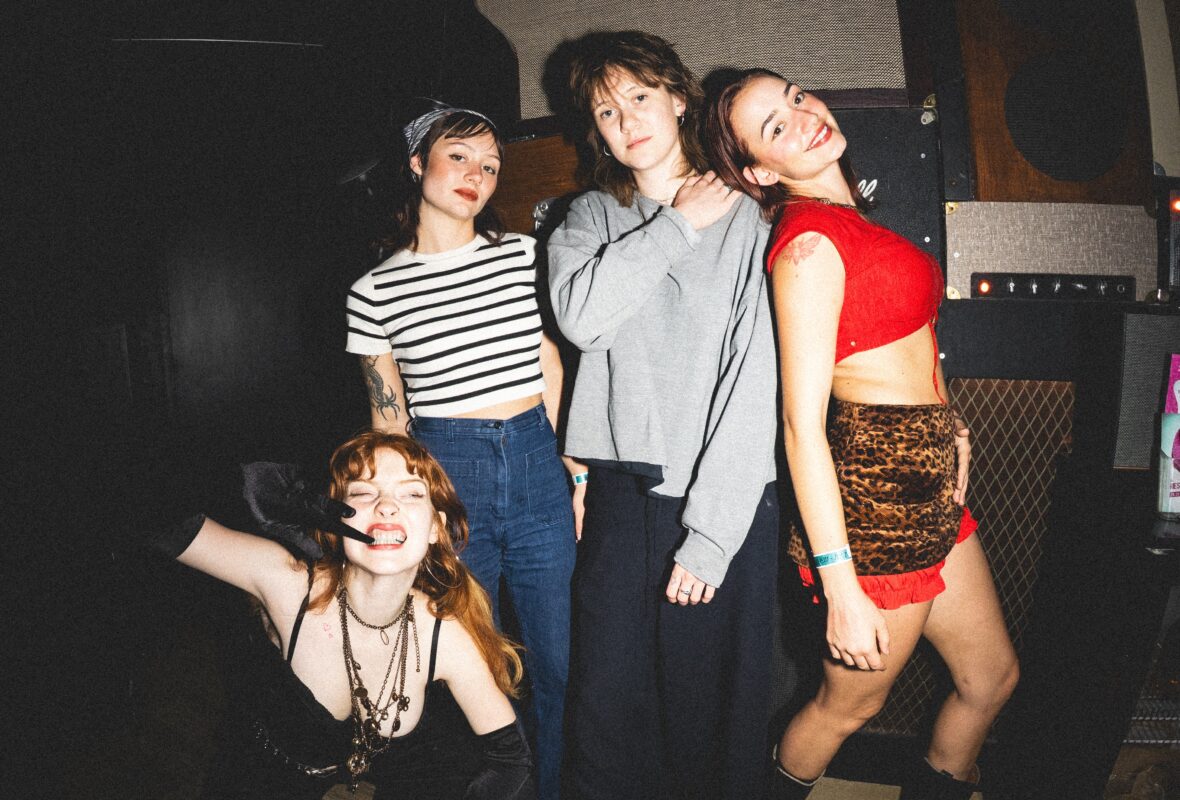 DIE SPITZ - Epic and outstanding high octane punk - Femme Metal Webzine