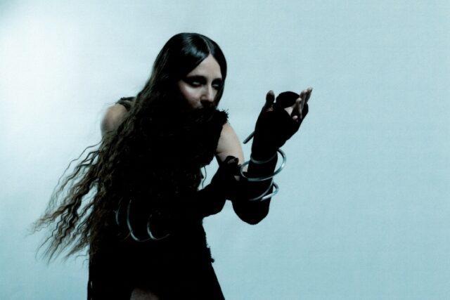 PENELOPE TRAPPES - An hypnotic trip into a requiem - Femme Metal Webzine